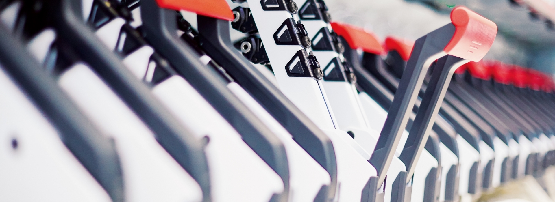 Autoairo air spinning machine - Saurer